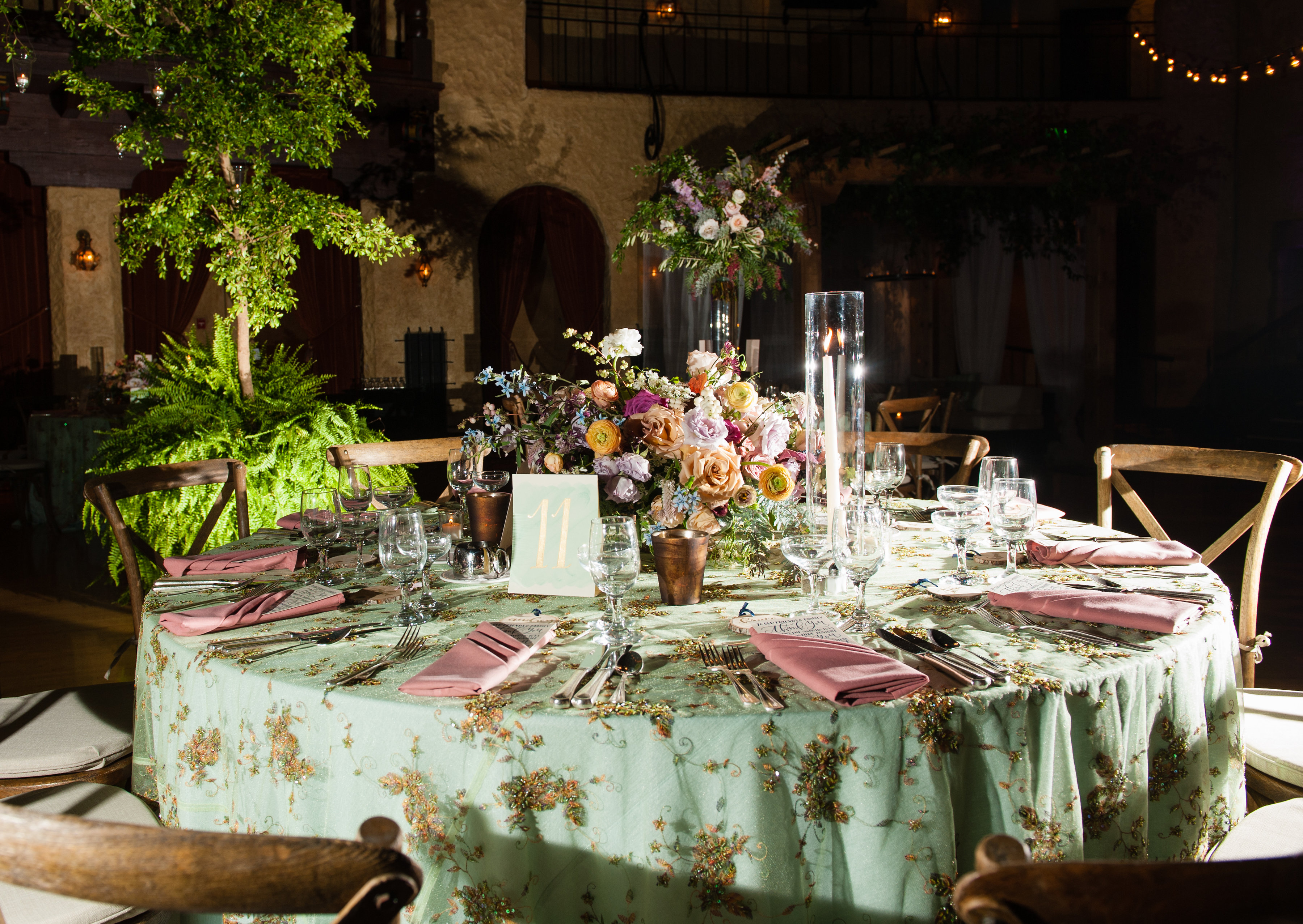 Centerpiece Options to Consider for Your Next Event | Crystal ...