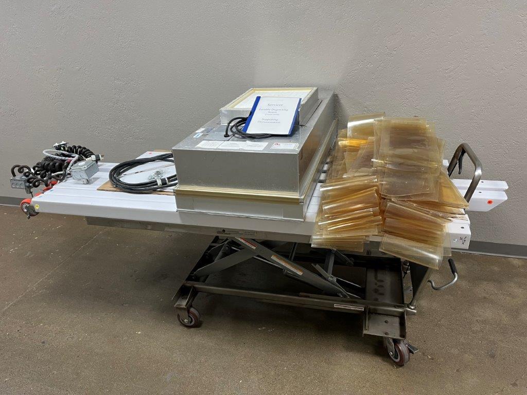 Servicor SW4 Portable Cleanroom Softwall with Micropleat Filter Fan ...